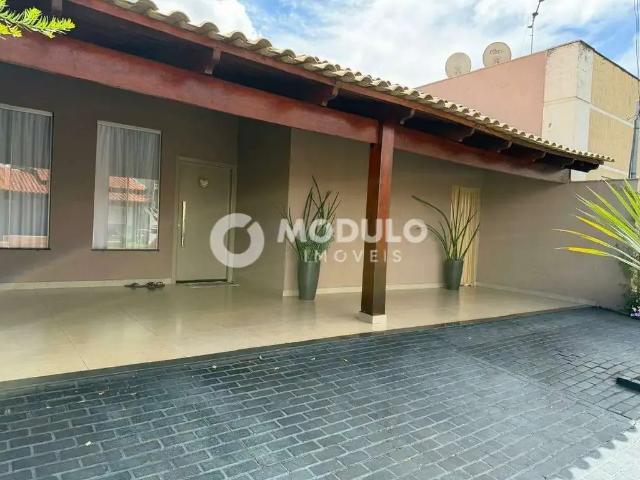 Casa / Sobrado em Condomínio para Venda em Uberlândia/MG Jardim Holanda