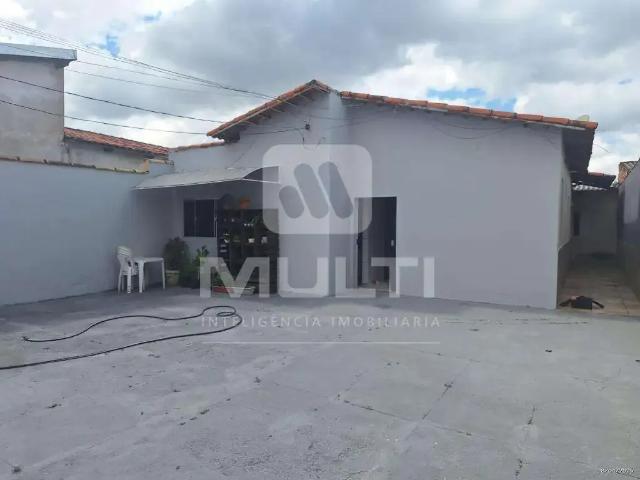 Casa / Sobrado em Condomínio para Venda em Uberlândia/MG Jardim Holanda 3 Quartos