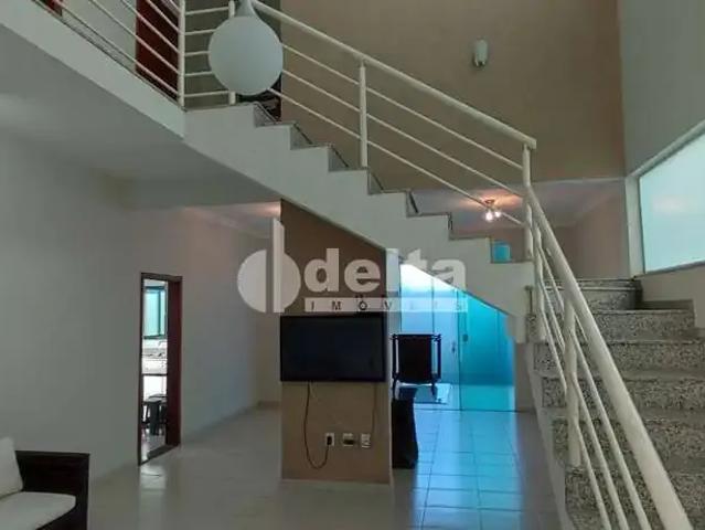 Casa / Sobrado em Condomínio para Venda em Uberlândia/MG Jardim Inconfidência 4 Quartos
