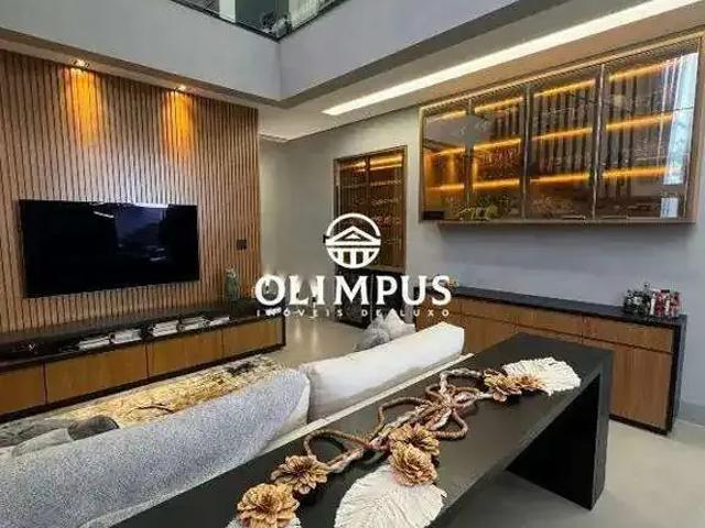 Casa / Sobrado em Condomínio para Venda em Uberlândia/MG Jardim Versailles 4 Quartos