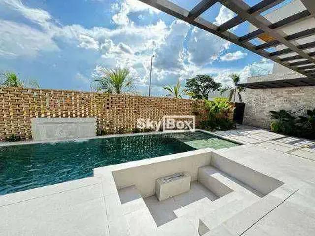 Casa / Sobrado em Condomínio para Venda em Uberlândia/MG Jardim Versailles 4 Quartos