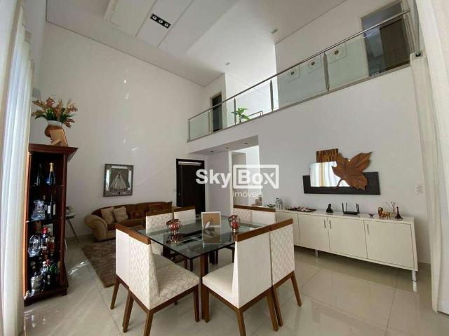 Casa / Sobrado em Condomínio para Venda em Uberlândia/MG Jardins Barcelona 4 Quartos