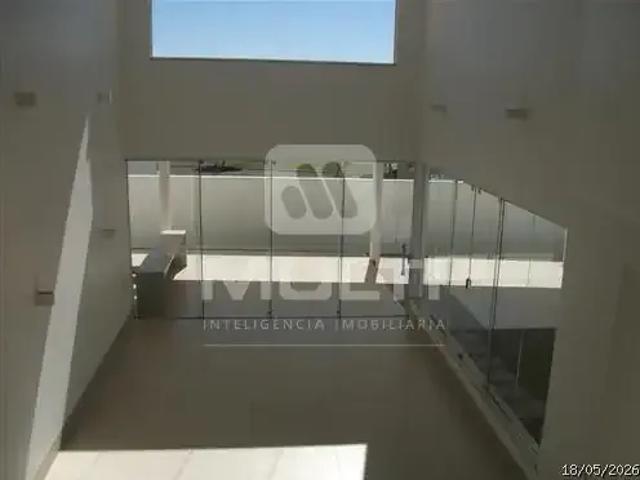 Casa / Sobrado em Condomínio para Venda em Uberlândia/MG Jardins Barcelona 4 Quartos