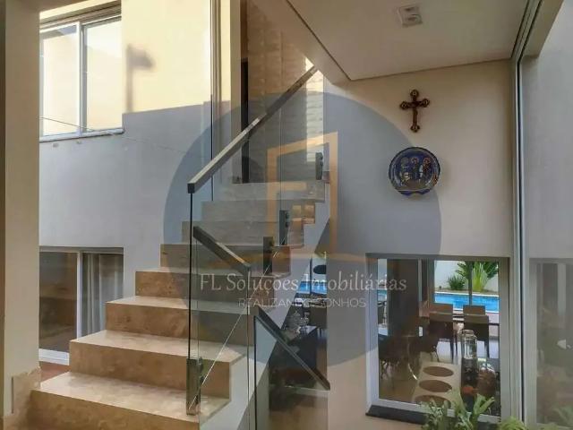Casa / Sobrado em Condomínio para Venda em Uberlândia/MG Jardins Gênova 3 Quartos