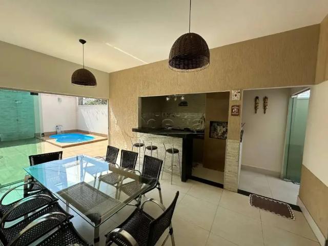 Casa / Sobrado em Condomínio para Venda em Uberlândia/MG Lagoinha 3 Quartos