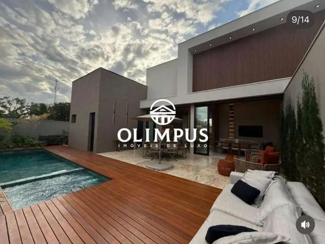 Casa / Sobrado em Condomínio para Venda em Uberlândia/MG Laranjeiras 4 Quartos