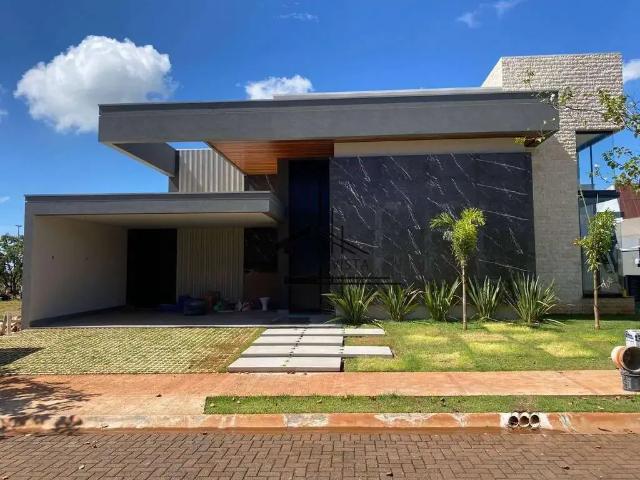 Casa / Sobrado em Condomínio para Venda em Uberlândia/MG Laranjeiras 4 Quartos