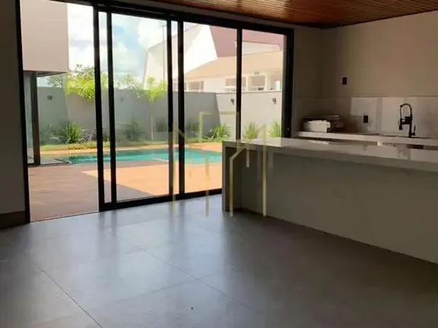 Casa / Sobrado em Condomínio para Venda em Uberlândia/MG Laranjeiras 4 Quartos