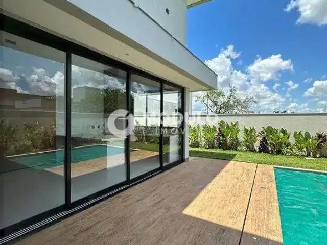 Casa / Sobrado em Condomínio para Venda em Uberlândia/MG Laranjeiras 3 Quartos