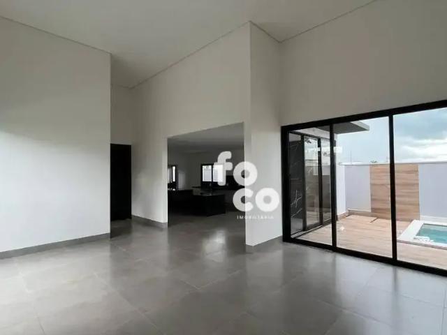 Casa / Sobrado em Condomínio para Venda em Uberlândia/MG Laranjeiras 3 Quartos
