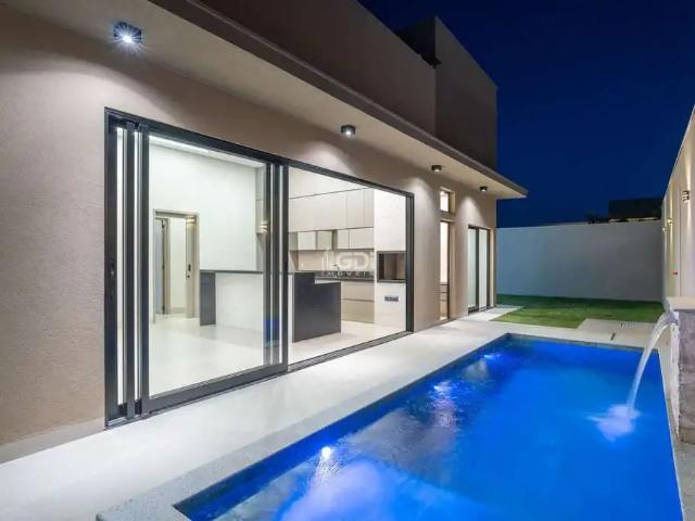 Casa / Sobrado em Condomínio para Venda em Uberlândia/MG Laranjeiras 3 Quartos