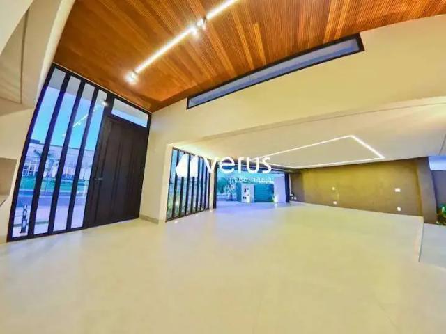 Casa / Sobrado em Condomínio para Venda em Uberlândia/MG Laranjeiras 3 Quartos