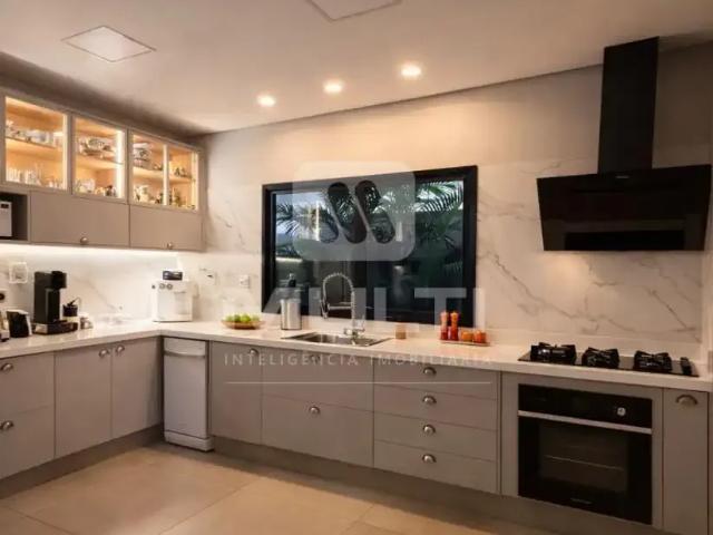 Casa / Sobrado em Condomínio para Venda em Uberlândia/MG Laranjeiras 3 Quartos
