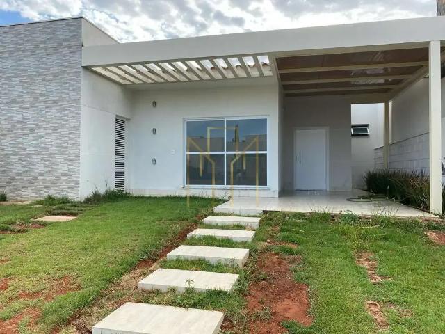 Casa / Sobrado em Condomínio para Venda em Uberlândia/MG Laranjeiras 3 Quartos