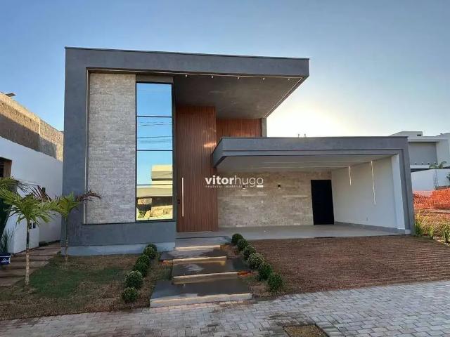 Casa / Sobrado em Condomínio para Venda em Uberlândia/MG Laranjeiras 3 Quartos