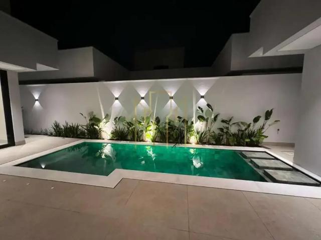 Casa / Sobrado em Condomínio para Venda em Uberlândia/MG Laranjeiras 3 Quartos