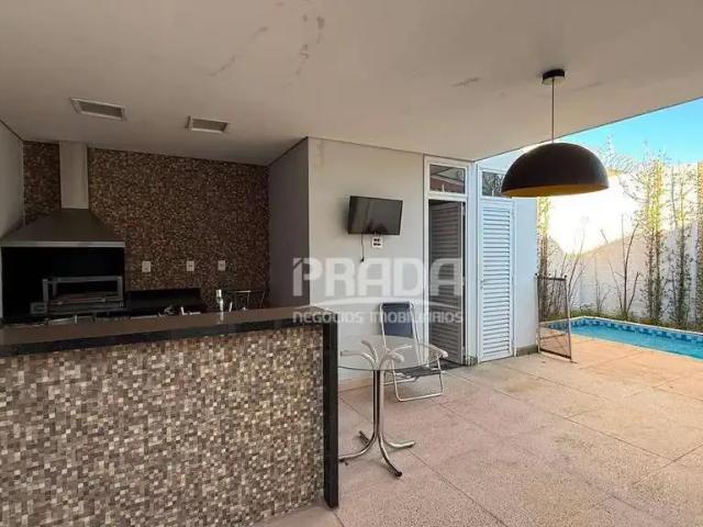 Casa / Sobrado em Condomínio para Venda em Uberlândia/MG Laranjeiras 3 Quartos