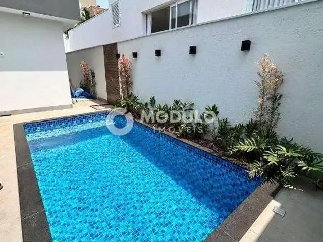 Casa / Sobrado em Condomínio para Venda em Uberlândia/MG Laranjeiras 3 Quartos