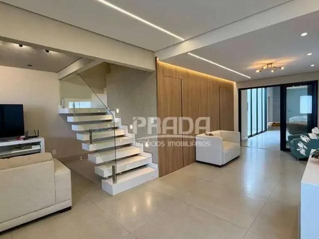 Casa / Sobrado em Condomínio para Venda em Uberlândia/MG Morada da Colina 3 Quartos