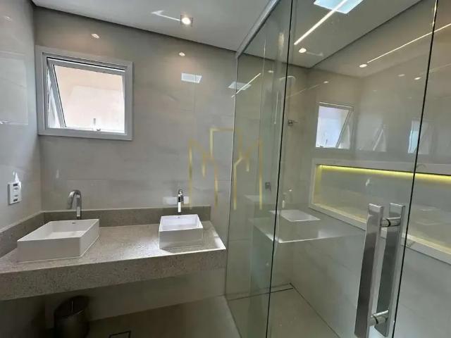 Casa / Sobrado em Condomínio para Venda em Uberlândia/MG Morada da Colina 3 Quartos