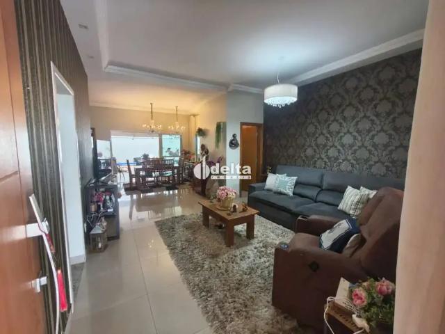 Casa / Sobrado em Condomínio para Venda em Uberlândia/MG Nova Uberlândia 3 Quartos