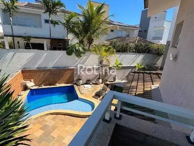 Casa / Sobrado em Condomínio para Venda em Uberlândia/MG Nova Uberlândia 3 Quartos