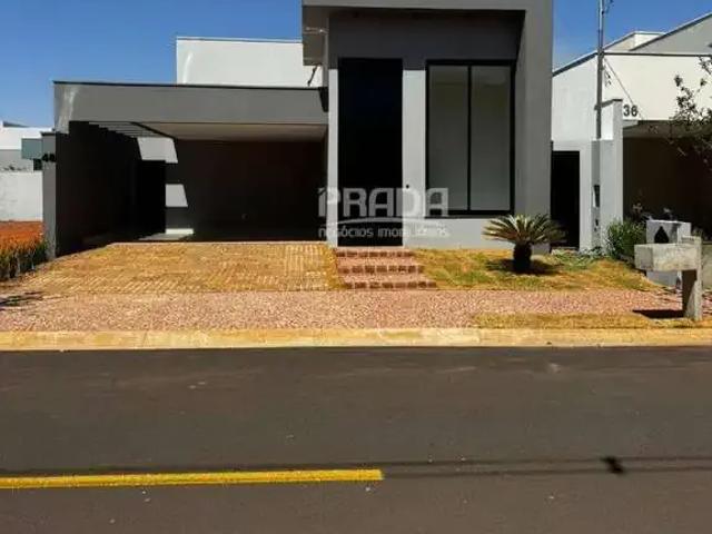 Casa / Sobrado em Condomínio para Venda em Uberlândia/MG Novo Mundo 3 Quartos