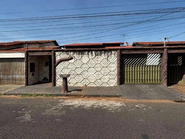 Casa / Sobrado em Condomínio para Venda em Uberlândia/MG Planalto 4 Quartos