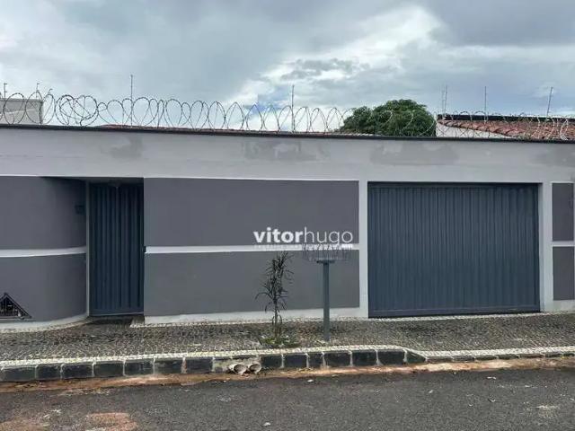 Casa / Sobrado em Condomínio para Venda em Uberlândia/MG Santa Mônica 4 Quartos