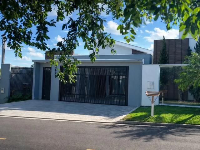 Casa / Sobrado em Condomínio para Venda em Umuarama/PR Parque Cidade Jardim 4 Quartos