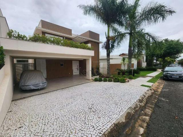 Casa / Sobrado em Condomínio para Venda em Valinhos/SP Condomínio Zurich Dorf 4 Quartos