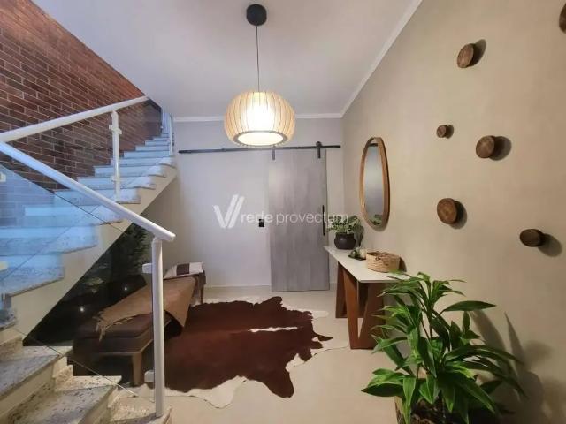 Casa / Sobrado em Condomínio para Venda em Valinhos/SP Condomínio Le Village 3 Quartos