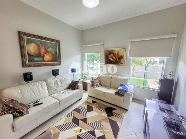 Casa / Sobrado em Condomínio para Venda em Valinhos/SP Condomínio Residencial Terras do Oriente 4 Quartos