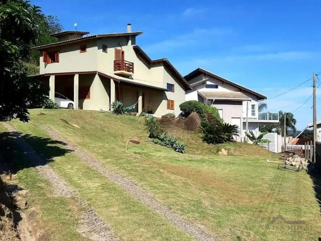 Casa / Sobrado em Condomínio para Venda em Valinhos/SP Chácaras Alpina 2 Quartos