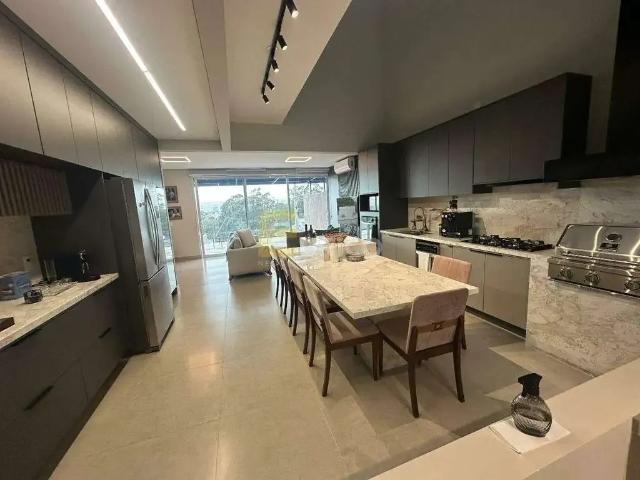 Casa / Sobrado em Condomínio para Venda em Valinhos/SP Chácaras Silvania 3 Quartos