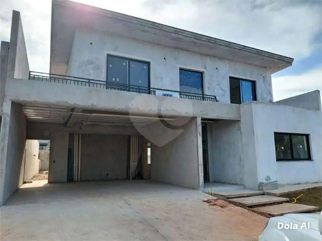 Casa / Sobrado em Condomínio para Venda em Valinhos/SP Chácaras Silvania 4 Quartos