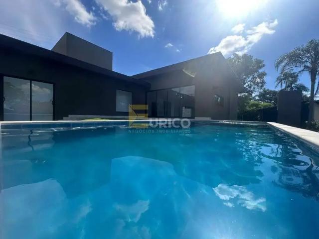 Casa / Sobrado em Condomínio para Venda em Valinhos/SP Clube de Campos Valinhos 4 Quartos