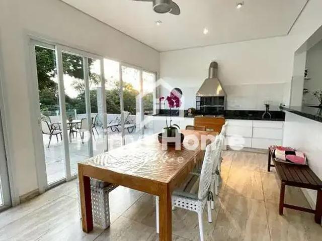 Casa / Sobrado em Condomínio para Venda em Valinhos/SP Clube de Campos Valinhos 5 Quartos