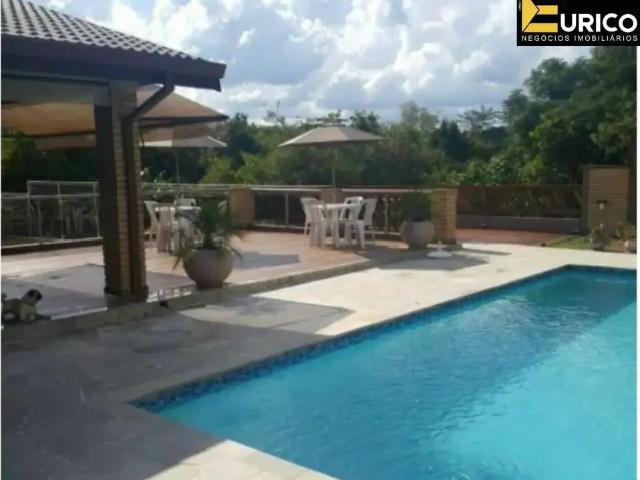 Casa / Sobrado em Condomínio para Venda em Valinhos/SP Clube de Campos Valinhos 5 Quartos