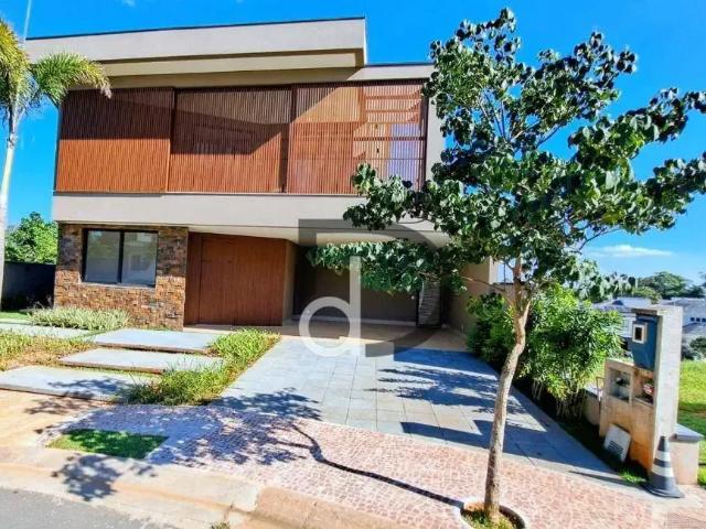 Casa / Sobrado em Condomínio para Venda em Valinhos/SP Joapiranga 4 Quartos