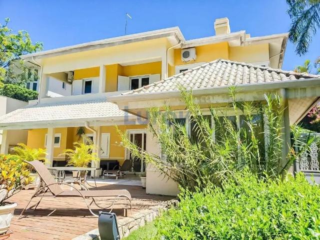 Casa / Sobrado em Condomínio para Venda em Valinhos/SP Joapiranga 4 Quartos