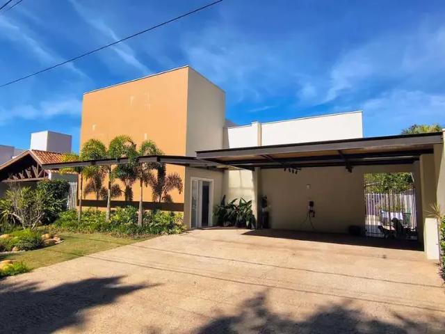 Casa / Sobrado em Condomínio para Venda em Valinhos/SP Joapiranga 4 Quartos