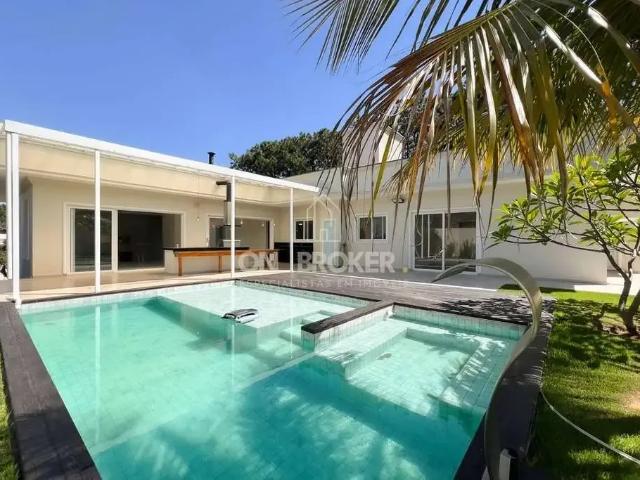 Casa / Sobrado em Condomínio para Venda em Valinhos/SP Joapiranga 4 Quartos