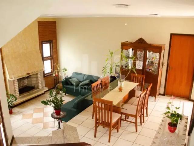 Casa / Sobrado em Condomínio para Venda em Valinhos/SP Jardim América II 4 Quartos