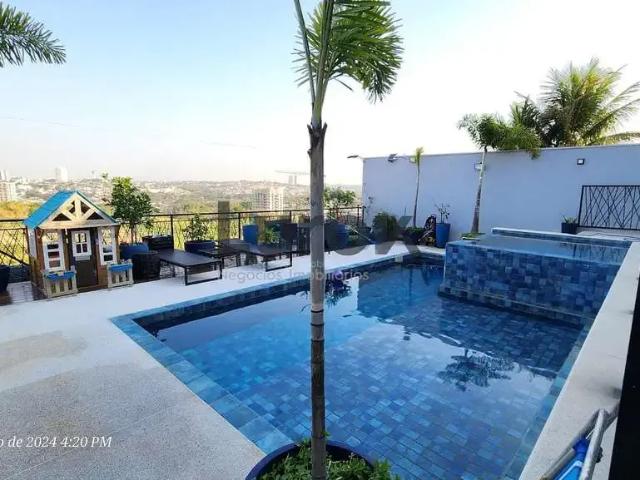 Casa / Sobrado em Condomínio para Venda em Valinhos/SP Jardim Jurema 4 Quartos