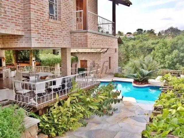 Casa / Sobrado em Condomínio para Venda em Valinhos/SP Jardim Paiquerê 5 Quartos