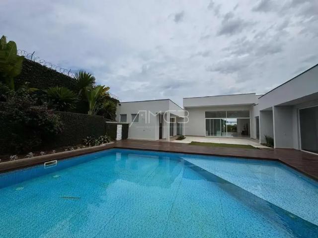 Casa / Sobrado em Condomínio para Venda em Valinhos/SP Ortizes 4 Quartos