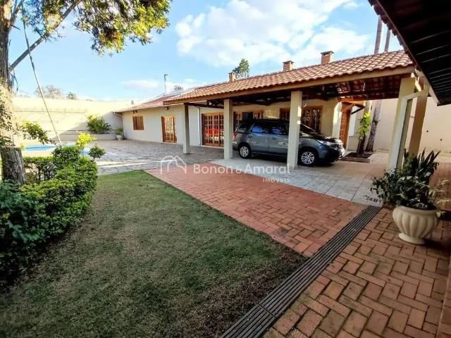 Casa / Sobrado em Condomínio para Venda em Valinhos/SP Ortizes 5 Quartos