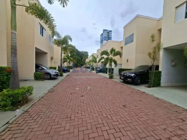 Casa / Sobrado em Condomínio para Venda em Valinhos/SP Ortizes 3 Quartos