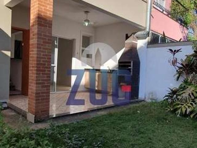 Casa / Sobrado em Condomínio para Venda em Valinhos/SP Parque Nova Suíça 3 Quartos